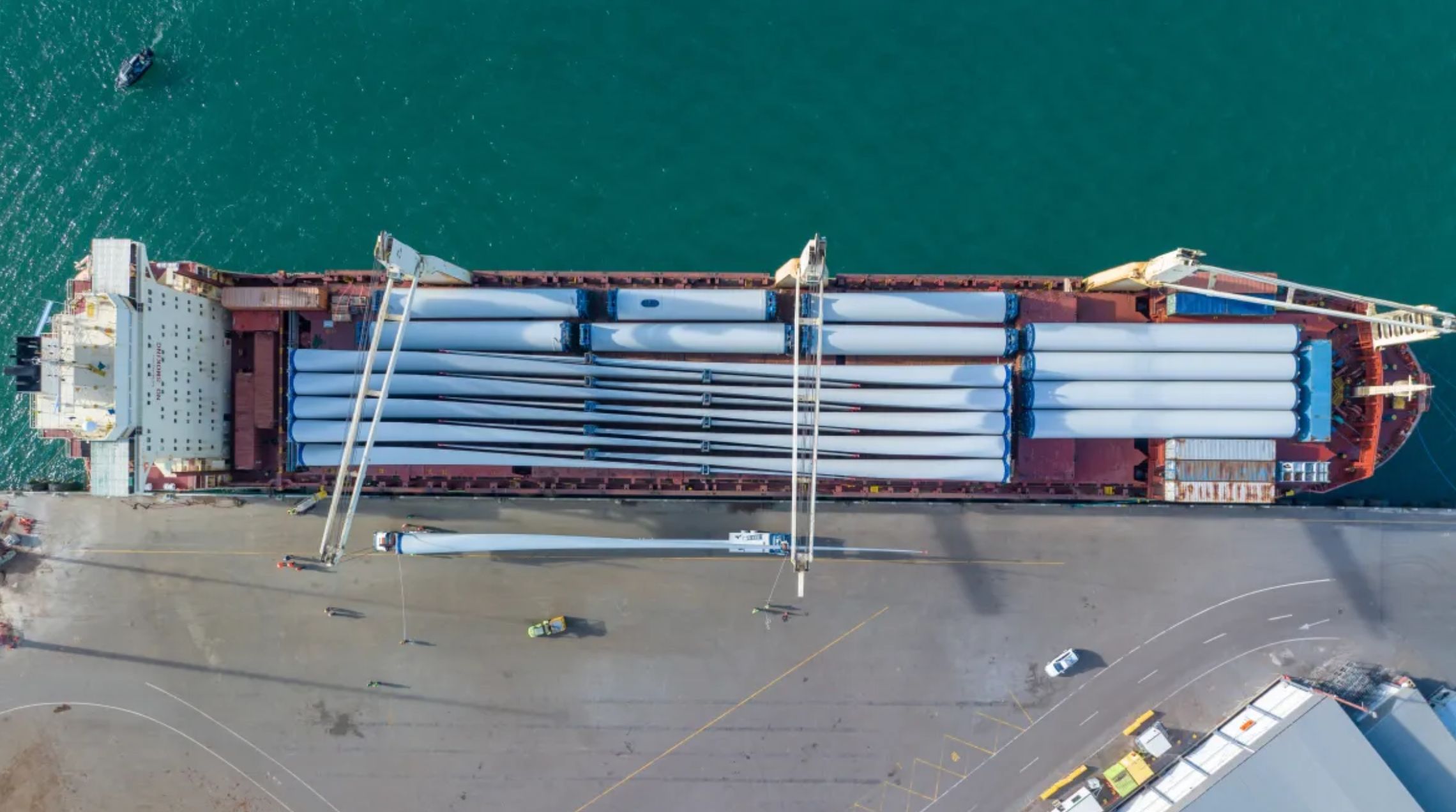 Swire Projects transports complete set of Kaiwera Downs Wind Farm ...